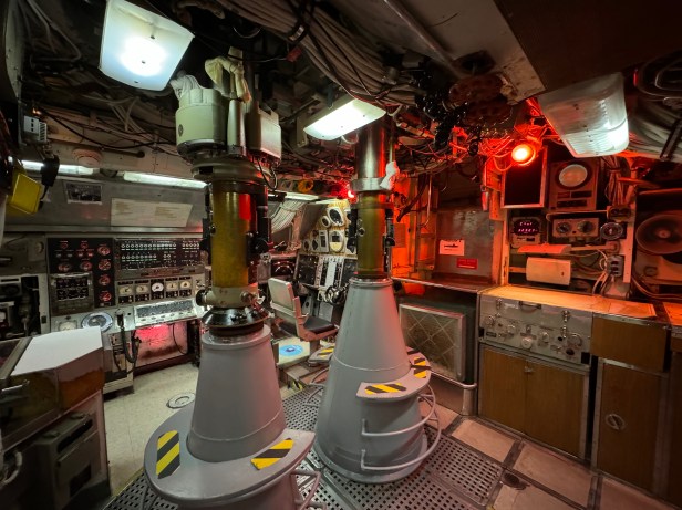 Rigged for Red – Why are there red lights on a submarine? – Fair Winds ...