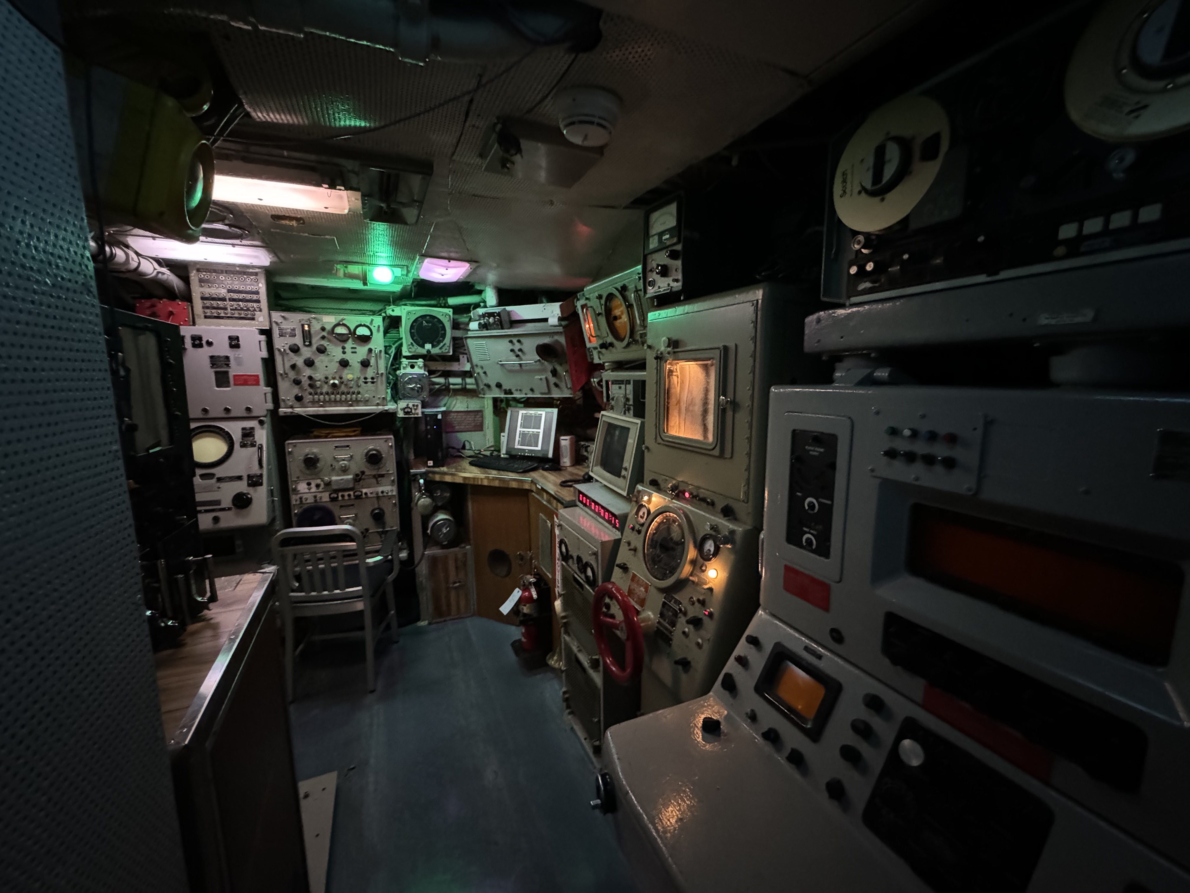 Rigged for Red – Why are there red lights on a submarine? – Fair Winds ...