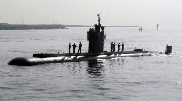 What happens when a submarine implodes? – Fair Winds & Following Seas
